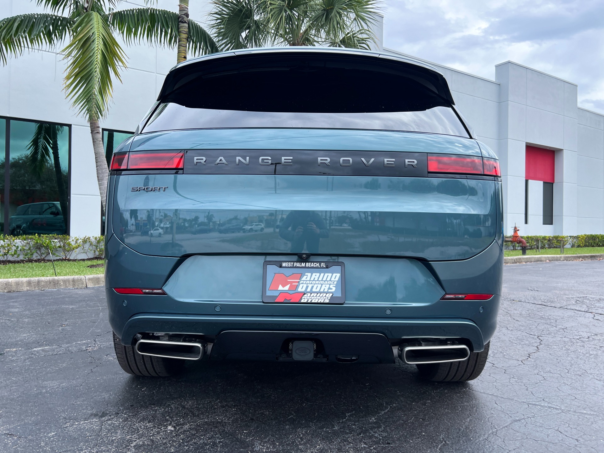 Used 2025 Land Rover Range Rover Sport P460e Dynamic SE For Sale ...