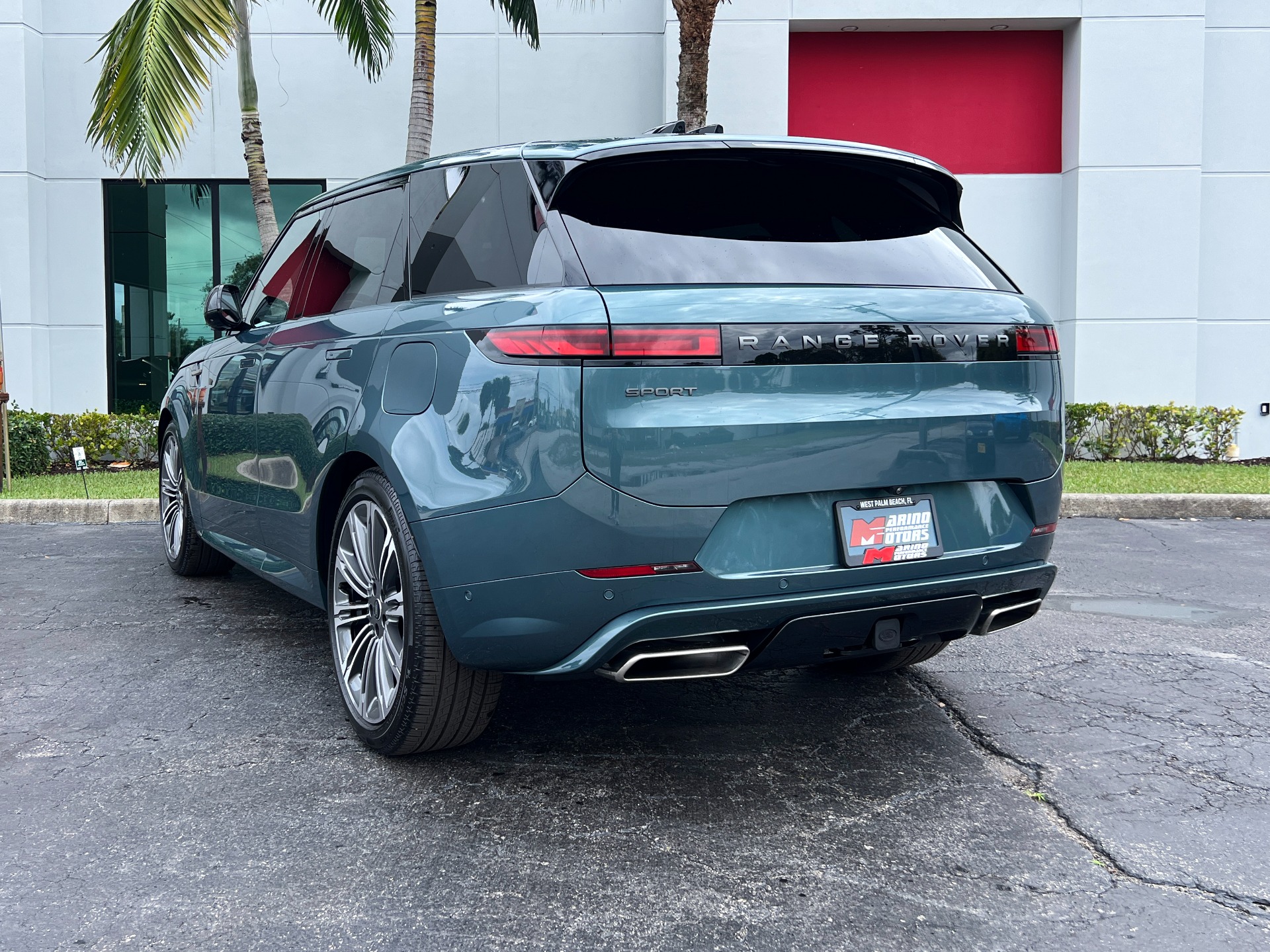Used 2025 Land Rover Range Rover Sport P460e Dynamic SE For Sale ...